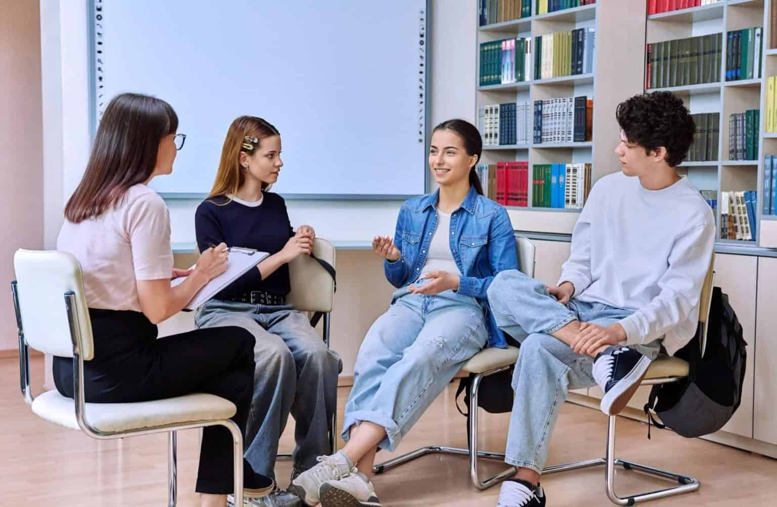 Group Therapy for Teens in California | Teen Group Therapy